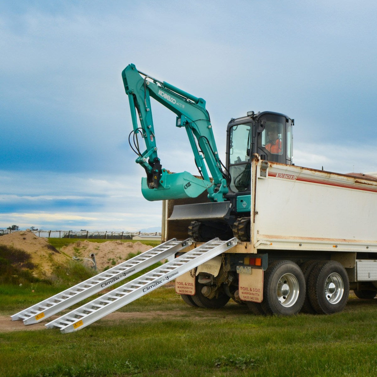 Sureweld Track Series Aluminium Loading Ramps - for Steel Tracks